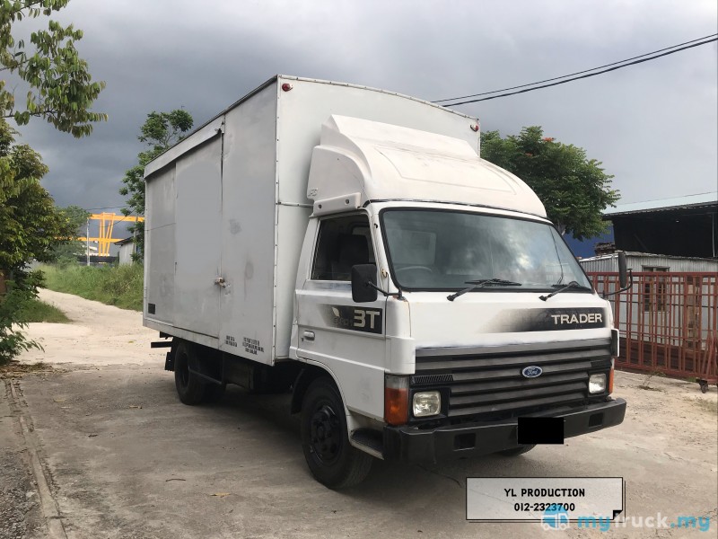 2000 Ford TRADER 3 TON 4,945kg in Johor Manual for RM19,800 - mytruck.my