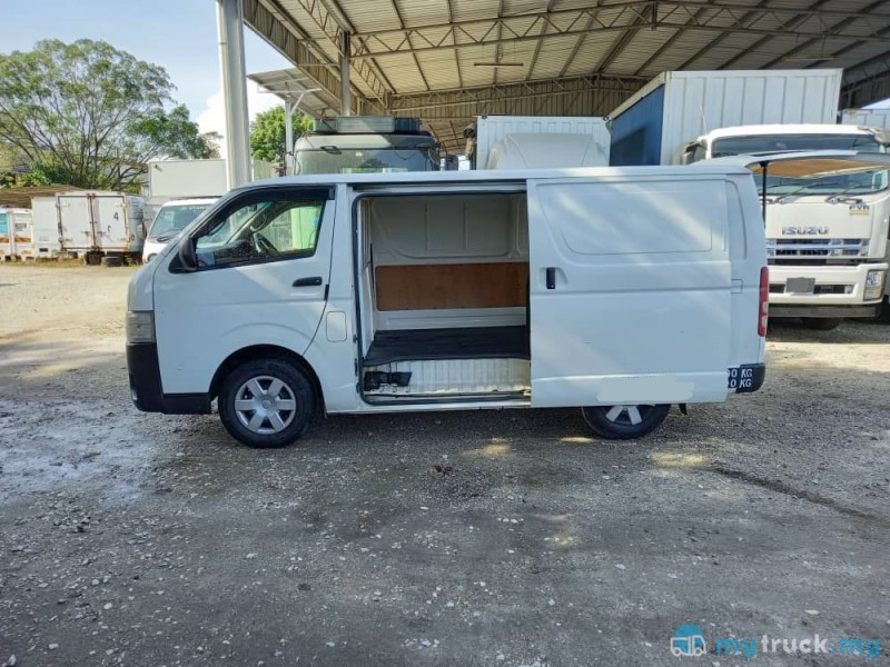 2017 Toyota Hiace Panel Van 2.5 (D) 2,800kg in Selangor Manual for RM72 ...