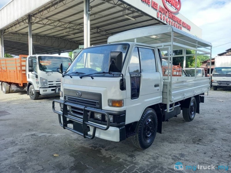 2008 Daihatsu V58R Steel Kargo 10'2 4,500kg in Selangor Manual for RM33 ...