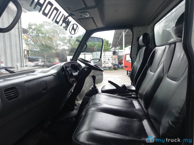2009 Inokom Trucks HD5000 AD3 Alu Box 15'6 SellAsCondition!!! 5,000kg ...