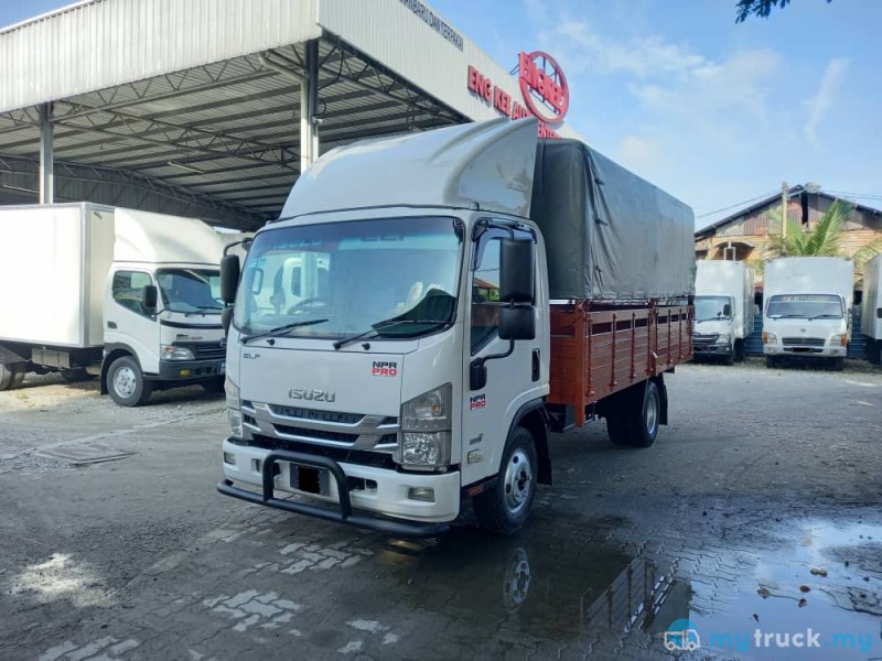 2018 Isuzu NPR81UHH Kargo Am 14'5 5,000kg in Selangor Manual for RM83 ...