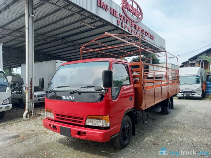 2014 Isuzu Rebuild NPR70 Kargo Am 20'2 5,000kg in Selangor Manual for ...
