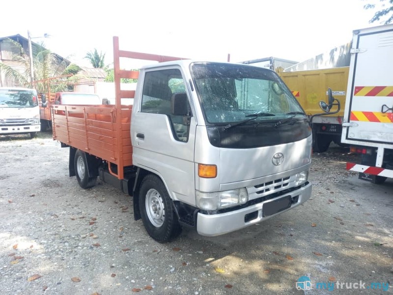 2012 Toyota Rebuild LY212 Kargo Am 10' 3,300kg in Selangor Manual for ...