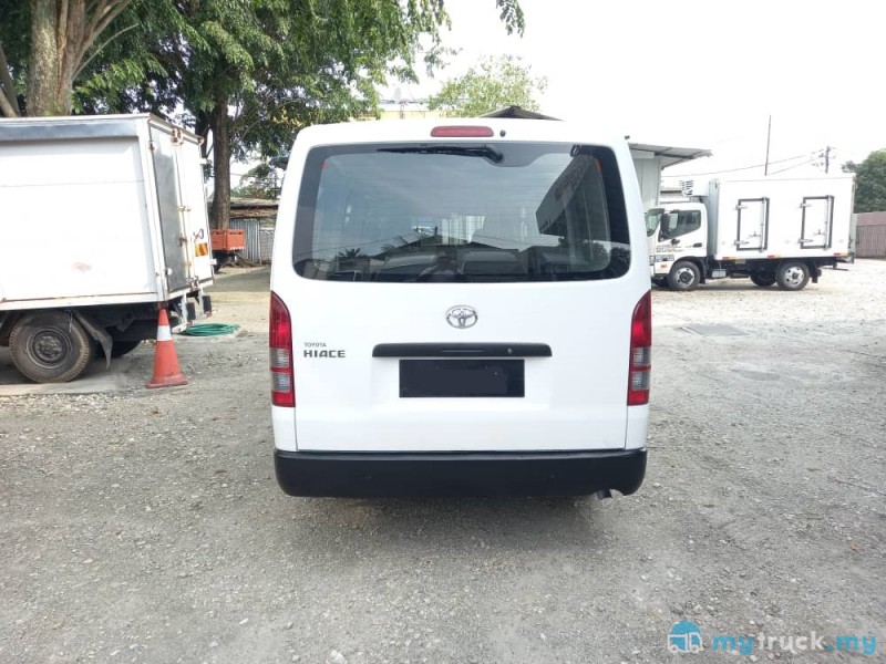 2019 Toyota Hiace PANEL Van 2.5 (D) 2,800kg in Selangor Manual for RM81 ...