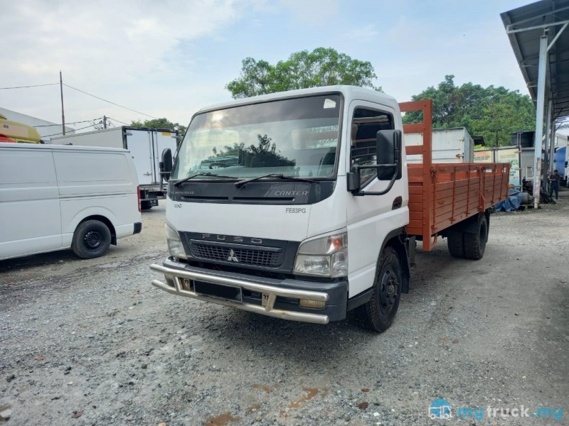 2015 Mitsubishi-Fuso FE83PG Kargo Am 16'9 Promotion!!! 5,000kg in ...