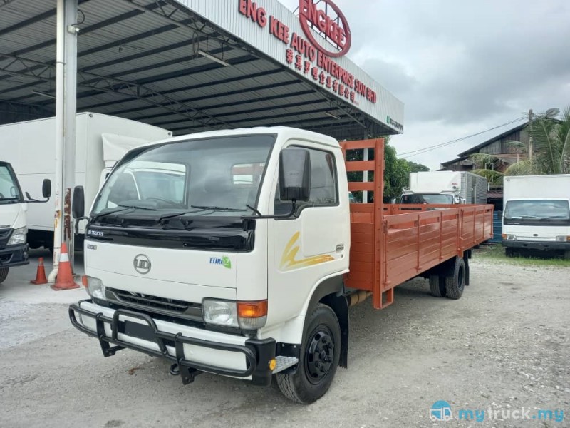 2016 Nissan UD YU41T5 (UBS) Kargo Am 21' 5,000kg in Selangor Manual for ...