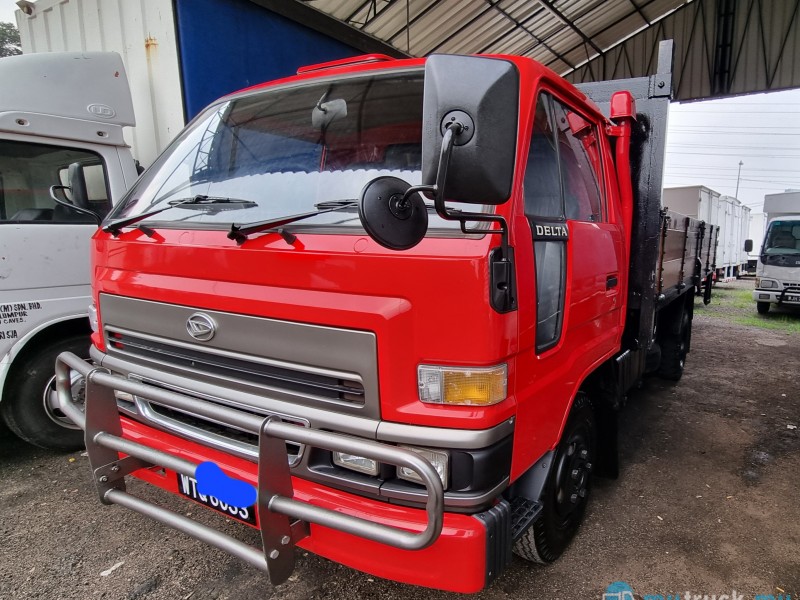 2009 Daihatsu V116 5,000kg in Kuala Lumpur Manual for RM50,000 - mytruck.my