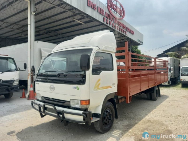 2016 Nissan UD YU41T5 (UBS) Kargo v Steel Railing Am 21' 5,000kg in ...