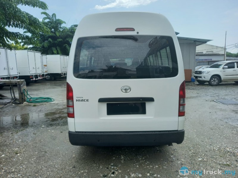 2012 Toyota Hiace Window Van 2.5 (D) 2,800kg in Selangor Manual for ...
