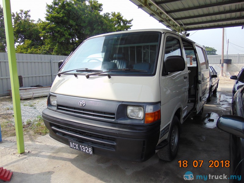 1995 Toyota HIACE 2,500kg in Perak Manual for RM15,300 - mytruck.my