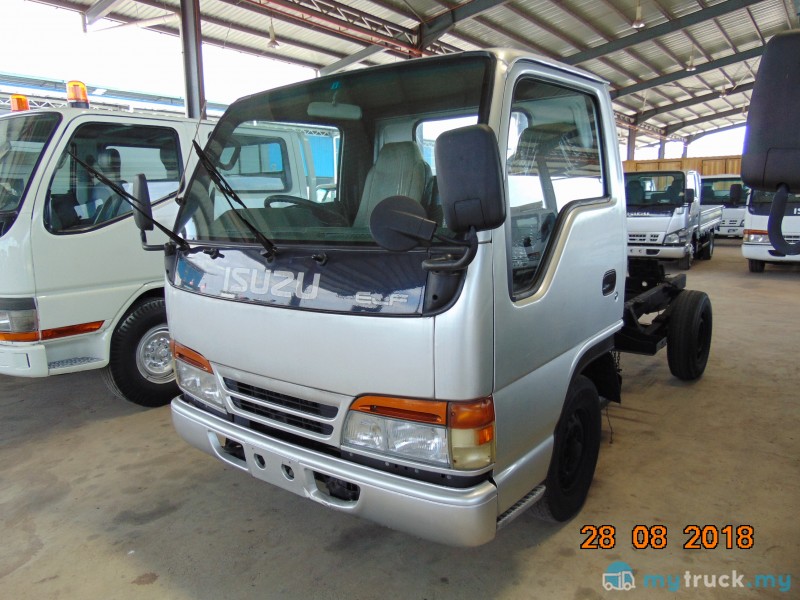 2018 Isuzu NHR69 4,500kg in Johor Manual for RM0 - mytruck.my