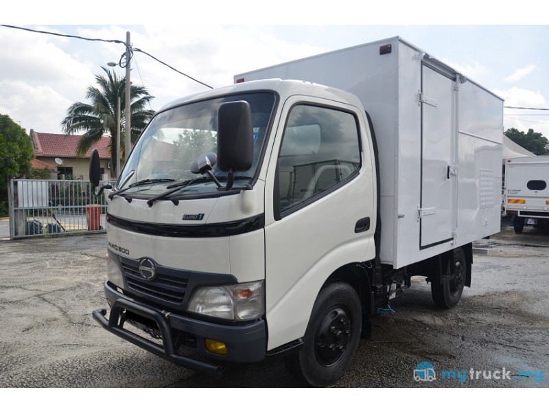 2008 Hino Wu300R 4,800kg in Selangor Manual for RM39,800 - mytruck.my