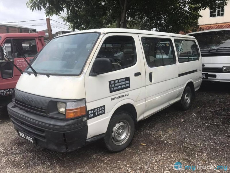 1990 Toyota HIACE 2,500kg in Johor Manual for RM16,000 - mytruck.my