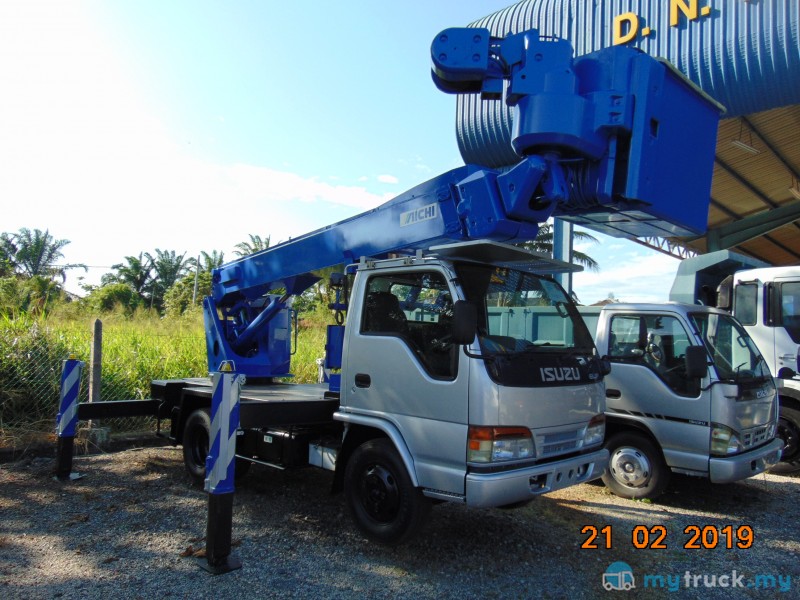 2019 Isuzu NKR66E 7,000kg in Johor Manual for RM0 - mytruck.my