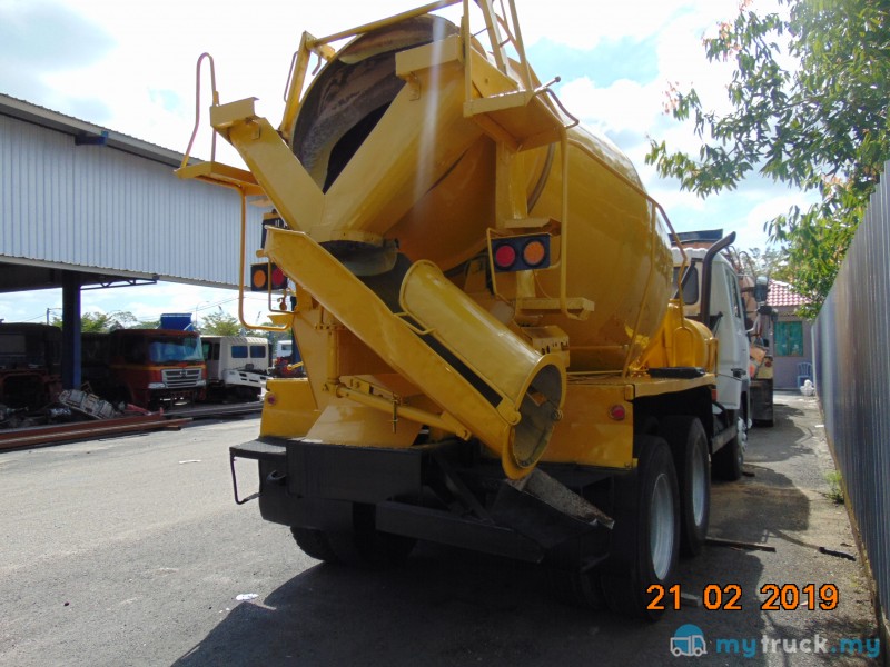 2019 Hino SH3F 37,000kg in Johor Manual for RM0 - mytruck.my