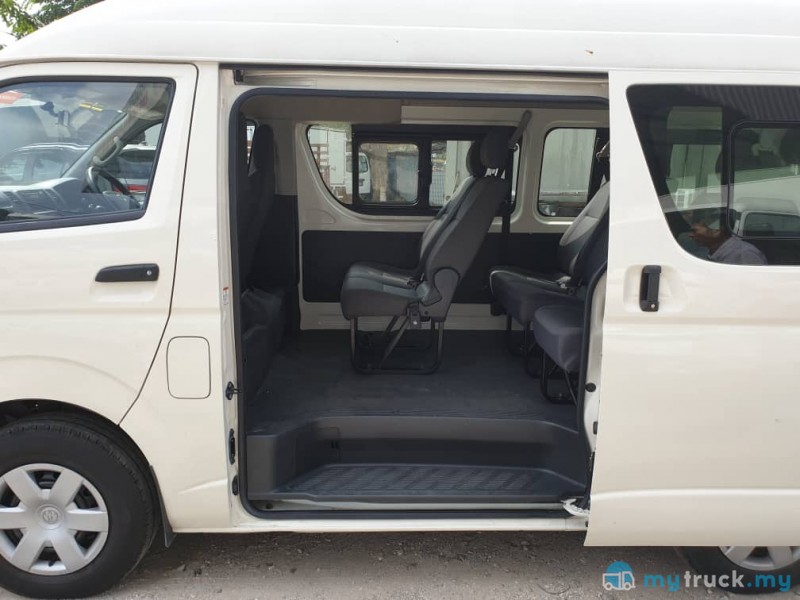 2014 Toyota Hiace Window Van 2.7 LOW MILEAGE TIP TOP 1kg in Selangor ...
