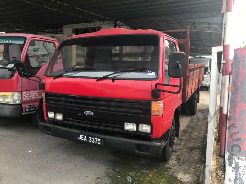 1996 Ford Trader 4 Ton 5,000kg in Johor Manual for RM18,000 - mytruck.my
